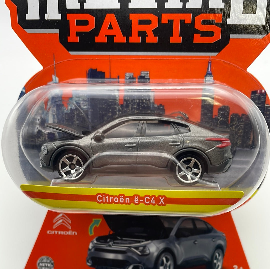 Matchbox 1/64 Moving Parts Citroën Ë-C4 X Grey – Flipn Diecast