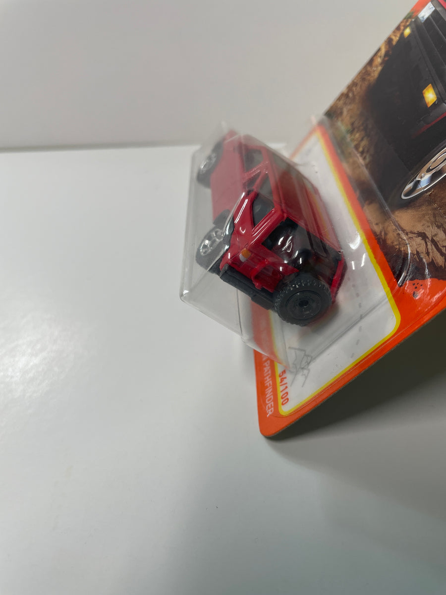Matchbox 1/64 1985 Nissan Pathfinder Red - Damaged Card – Flipn Diecast