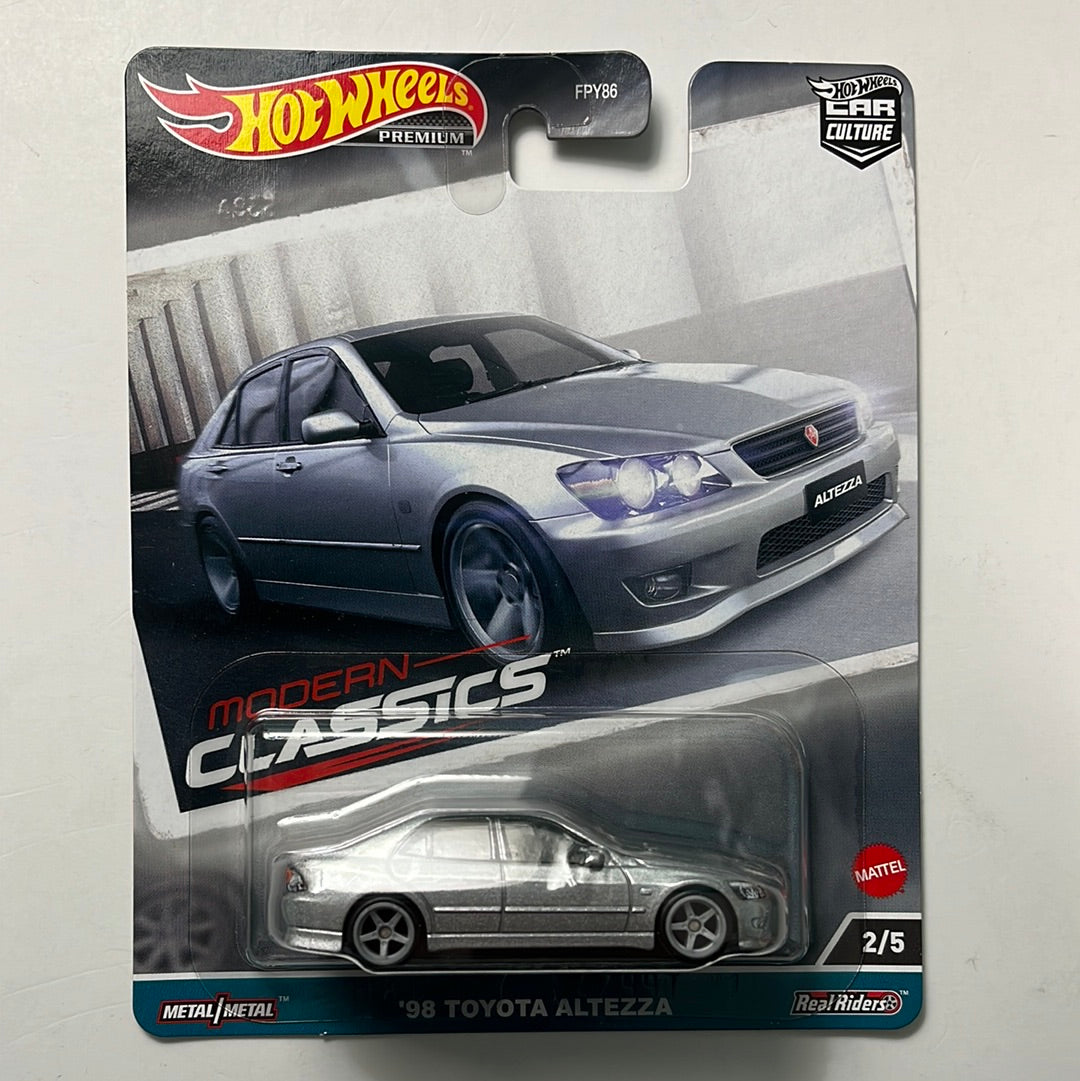 Hot Wheels 1/64 Car Culture Modern Classics 4 ‘98 Toyota Altezza Silve ...