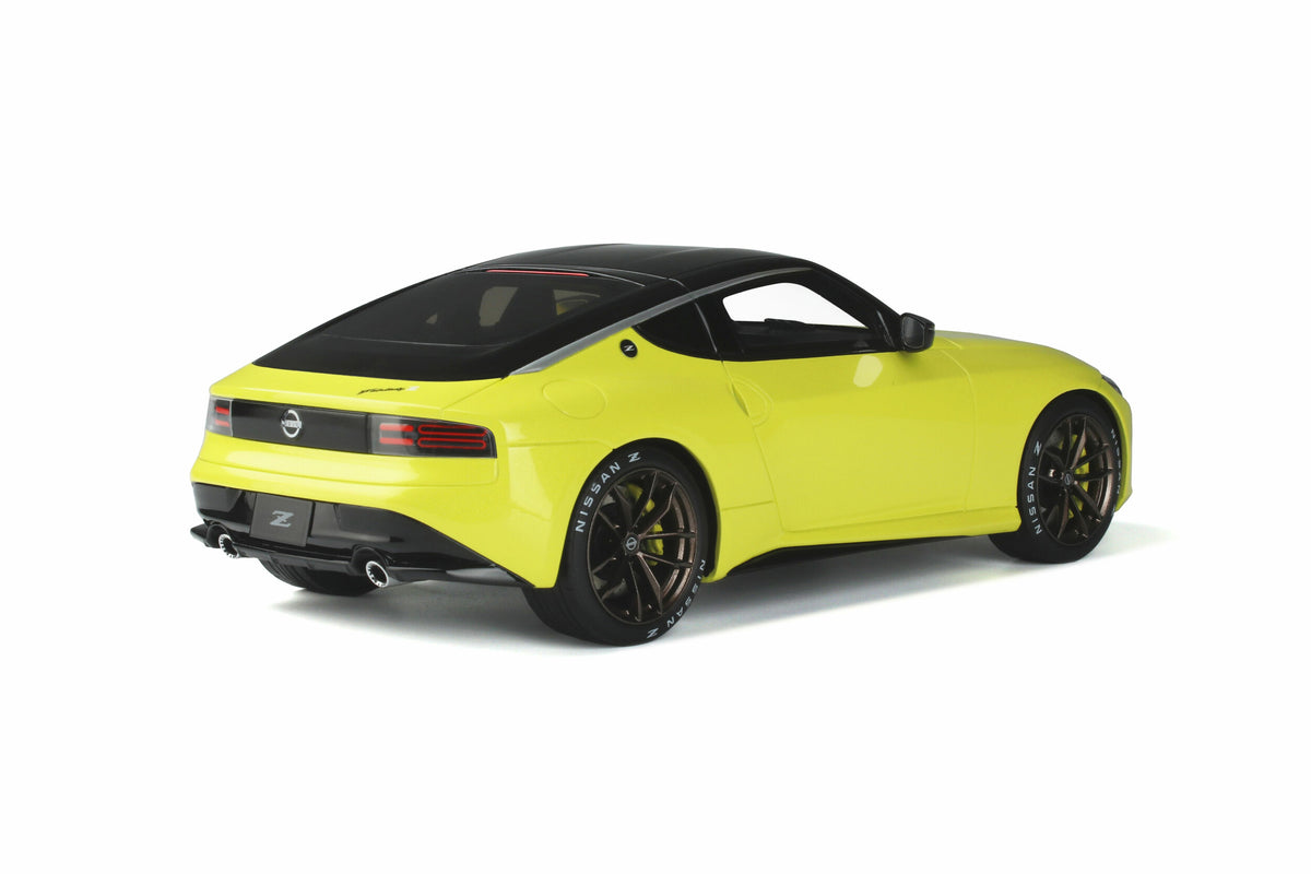 1/18 GT Spirit Nissan Z Proto Pearlescent Yellow (Resin Car Model ...